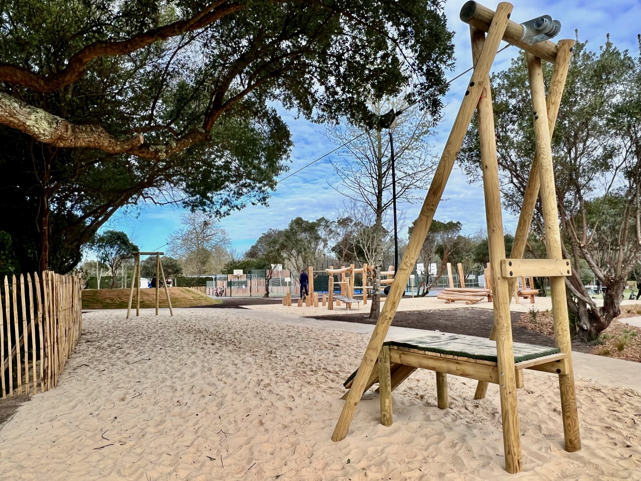 Col Vert Camping - SANDAYA - Bleu et associés